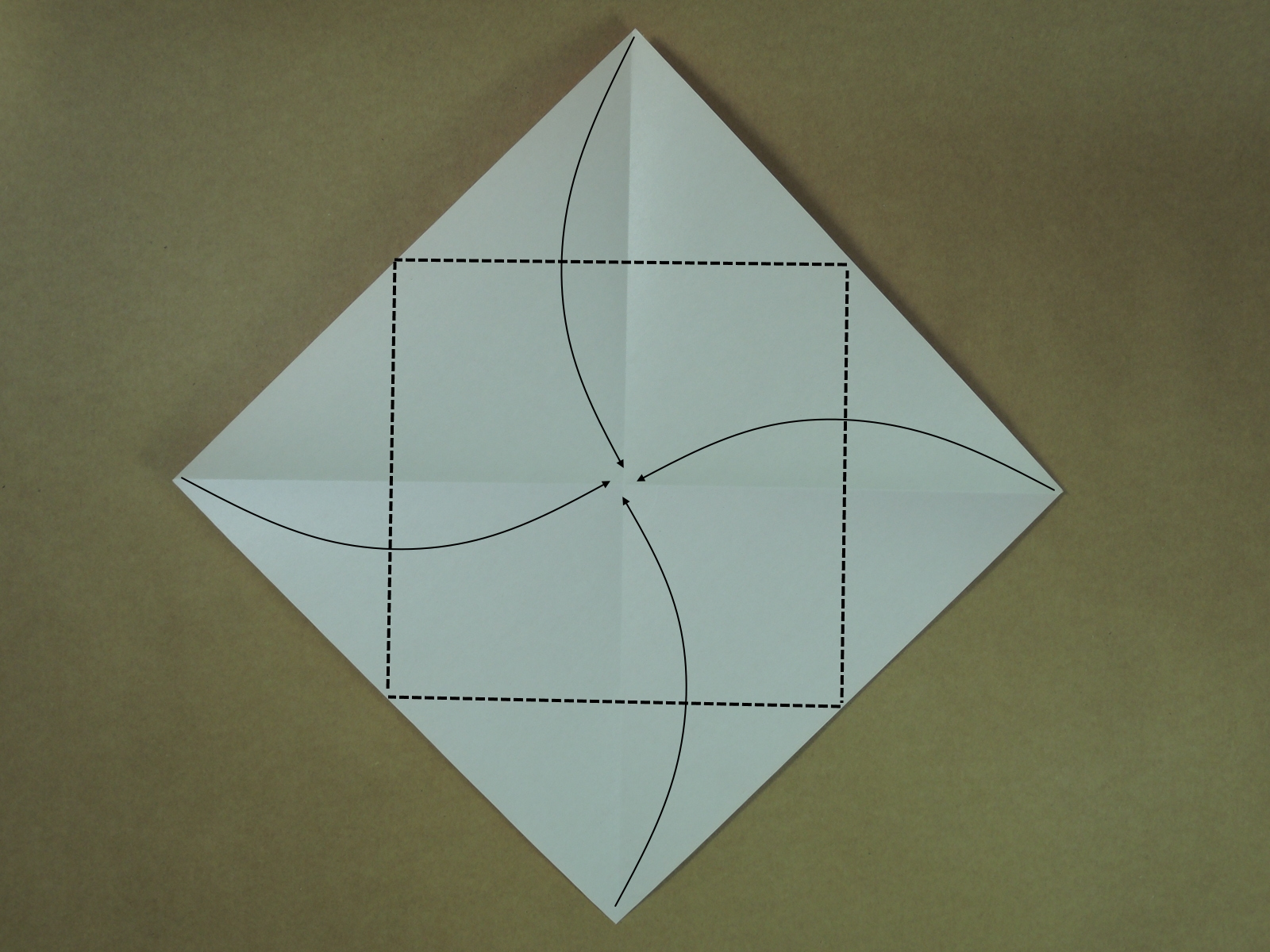 Origami Blintz Base: Learn How to Fold It with a Visual Guide