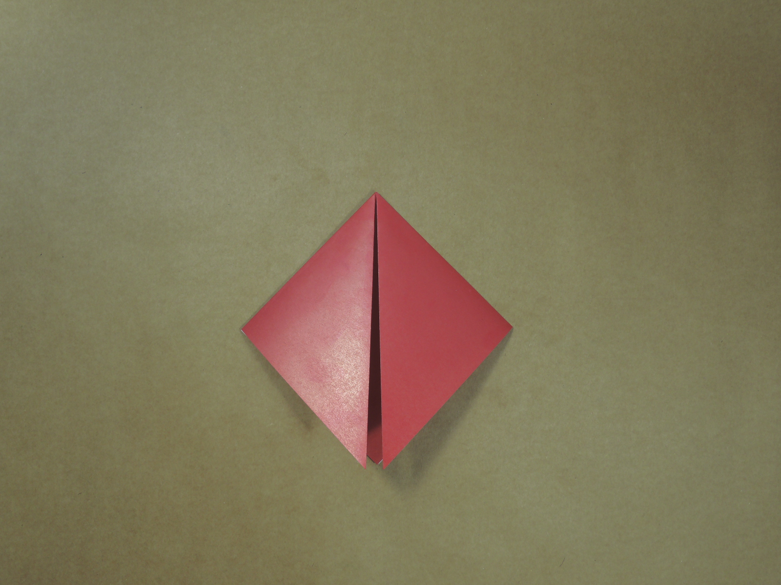 Origami Helmet Base: Learn How to Fold It with a Visual Guide