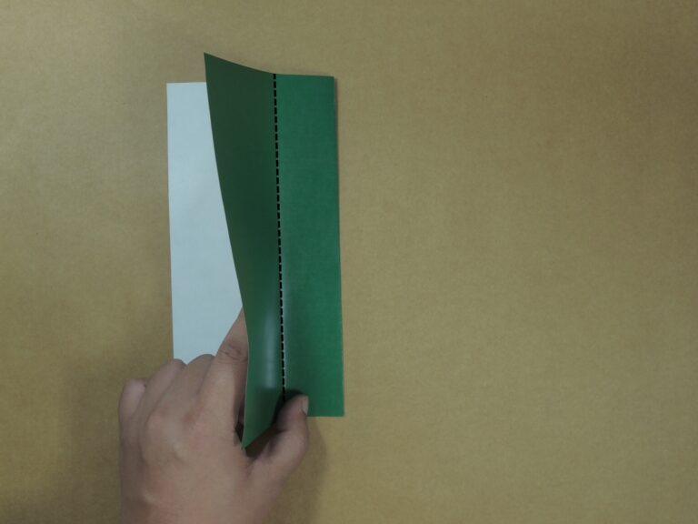 Origami Pleat Fold: Visual Guide to Learn How to Make It